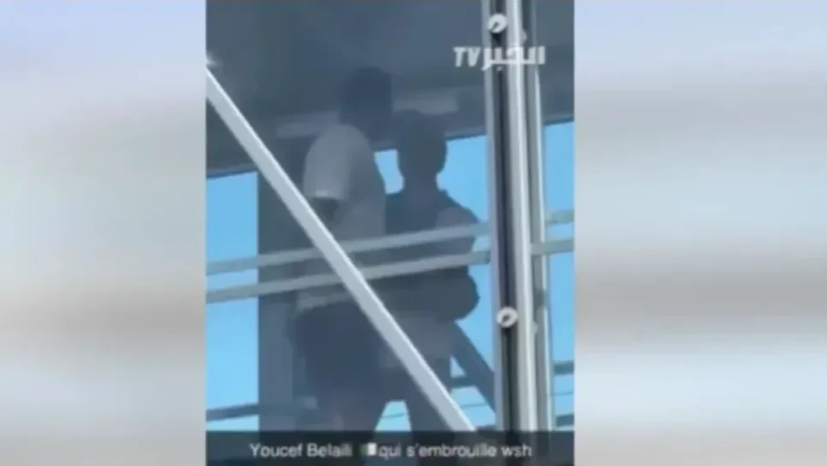 Arrestation de Belaïli à l’aéroport de Paris (vidéo) - Sports : El Khabar